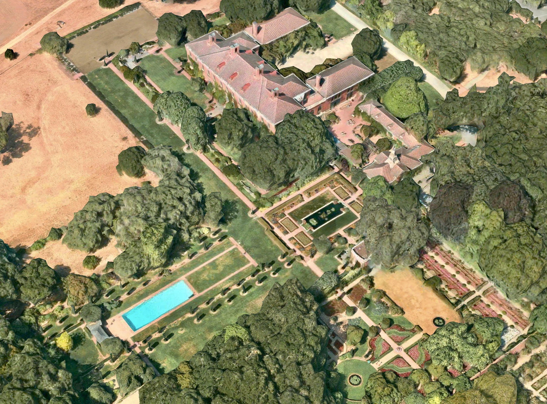 The Pool at Filoli – Scott Loftesness